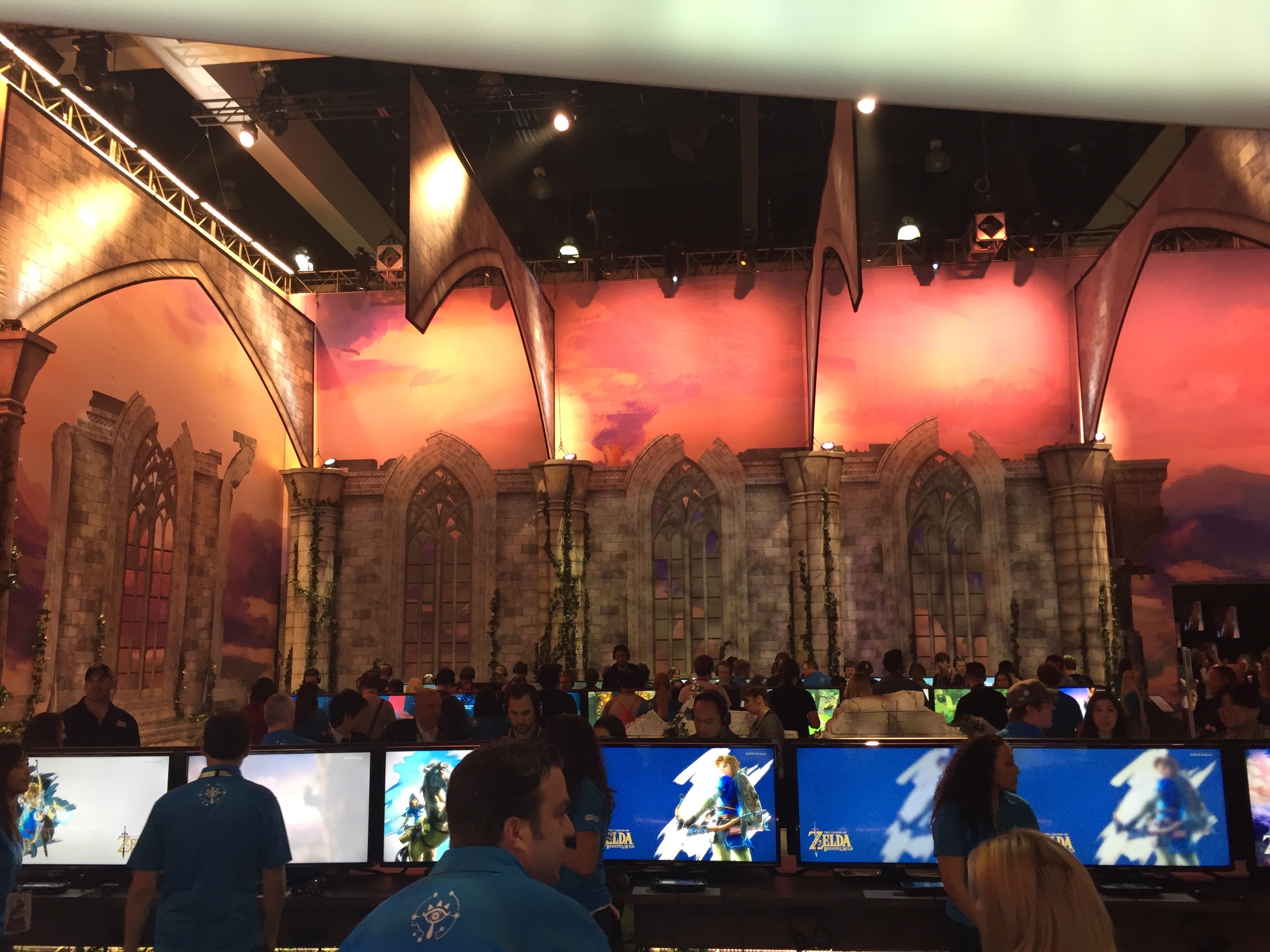 Nintendo’s insanely beautiful Zelda booth in pictures – Eggplante!